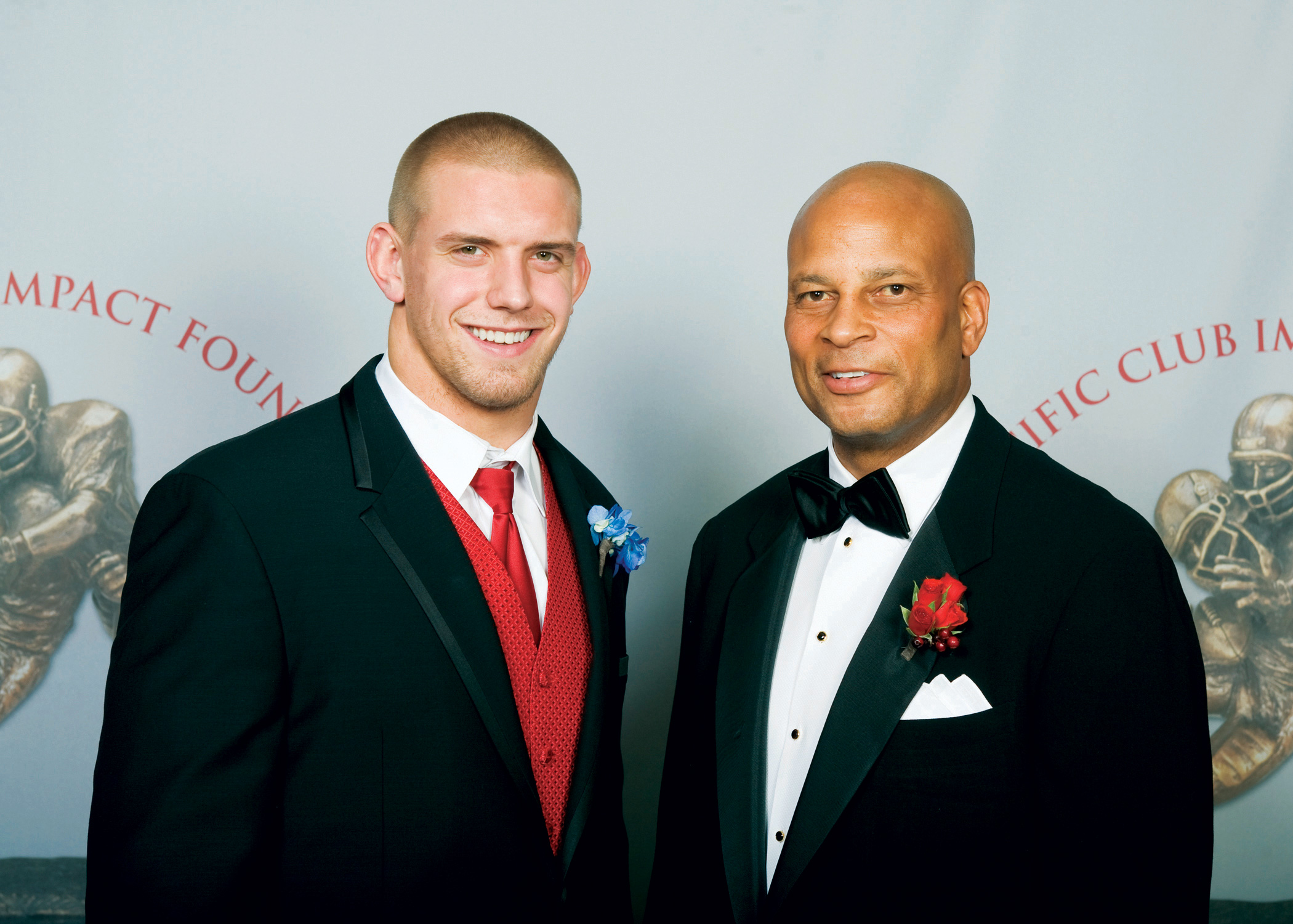 James Laurinaitis, Ohio State - 2008 Winner - Lott IMPACT® Trophy